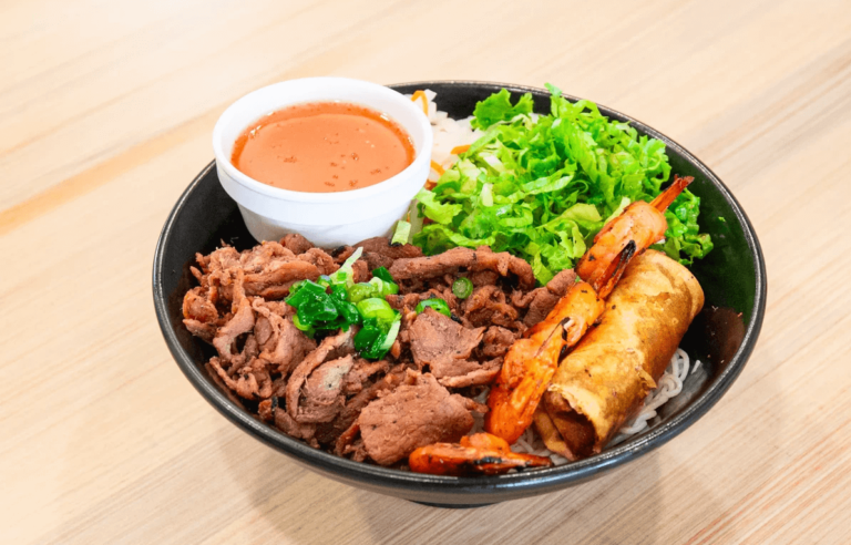 Menu - Pho Wynn